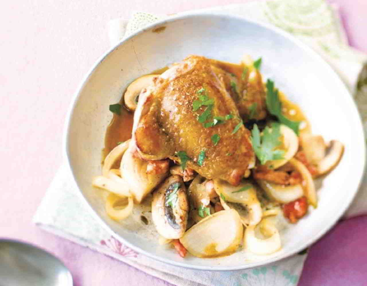 Faisane ou faisan aux champignons des bois - Recettes et Terroirs